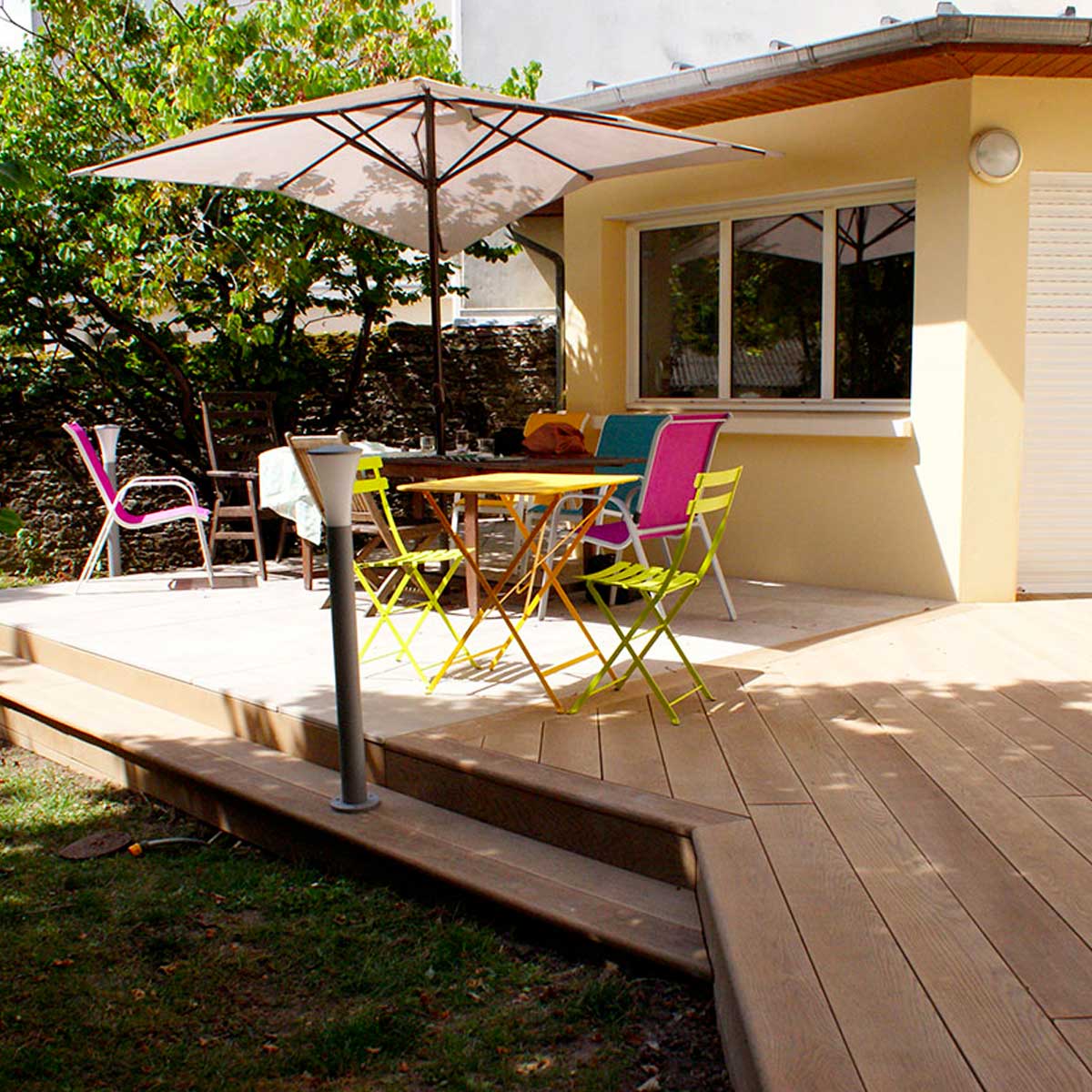 Terrasse céramique et lames en résine minérale - Vert Morisson ...